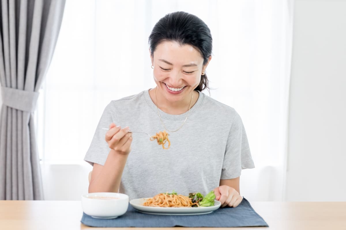 チートデイとは？体脂肪率別・BMI別の頻度、正しいやり方を紹介 - Wellulu