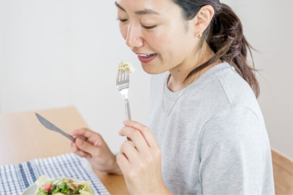 チートデイとは？体脂肪率別・BMI別の頻度、正しいやり方を紹介 - Wellulu