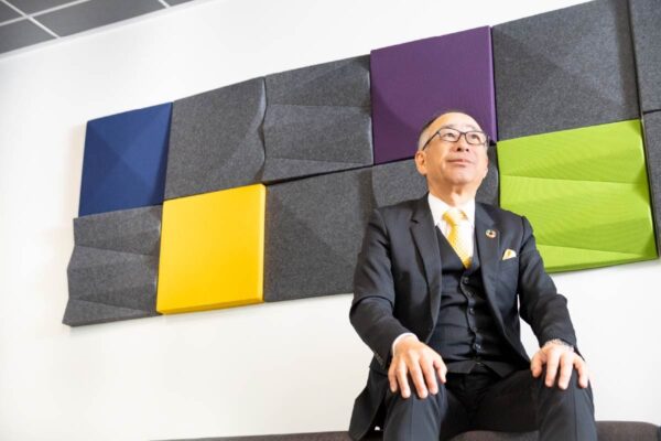 社員全員がムーバーとなり未来を彩る！ TISの人的資本経営と岡本安史社長の哲学 - Wellulu